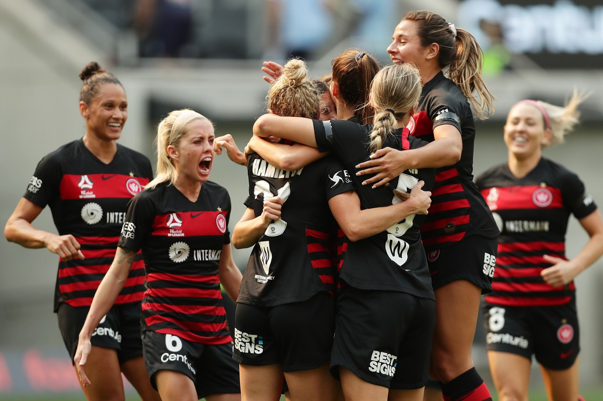 Wanderers stunning five star performance in Sydney Derby - Western ...