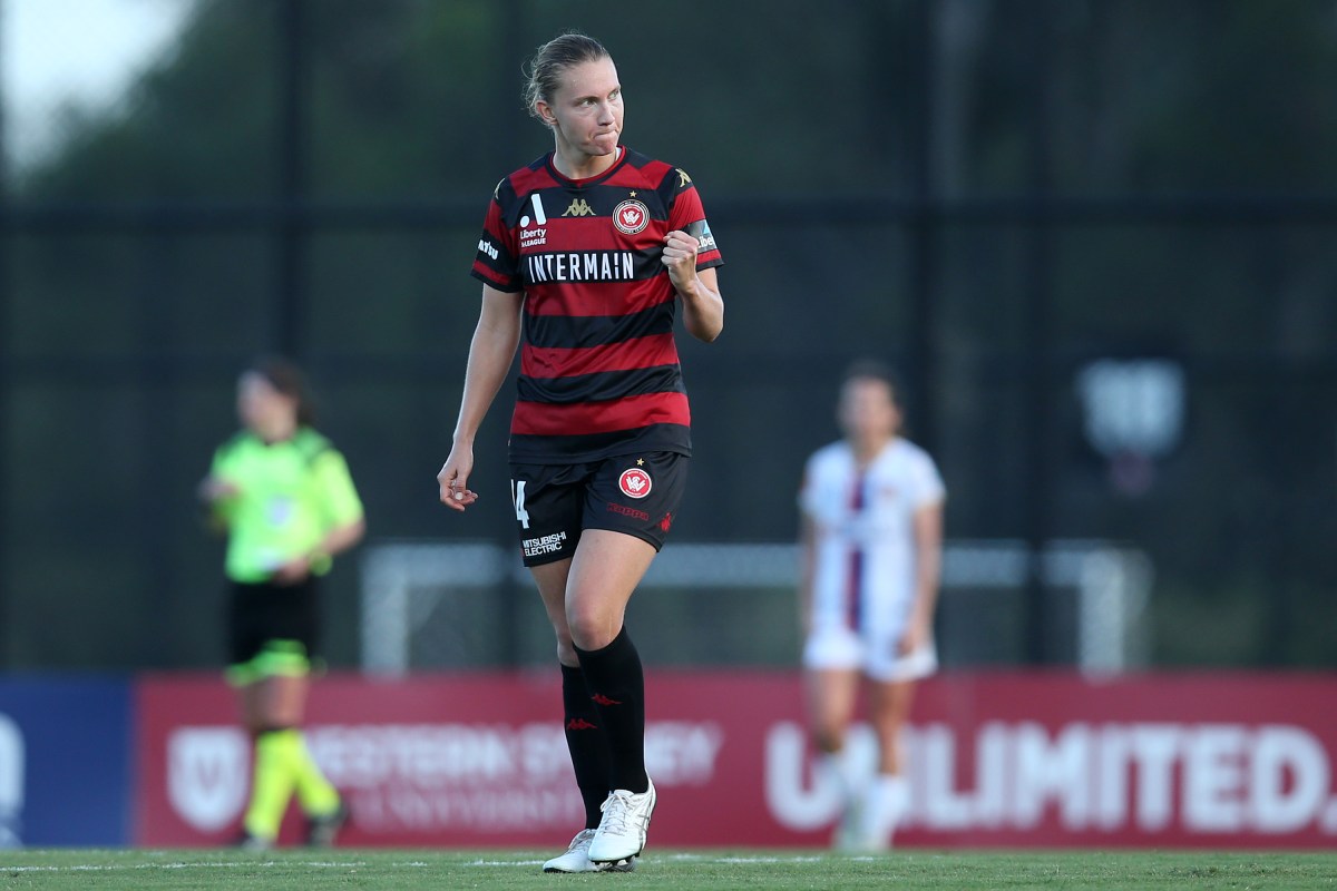 Wanderers Medal winner re-signs - Western Sydney Wanderers