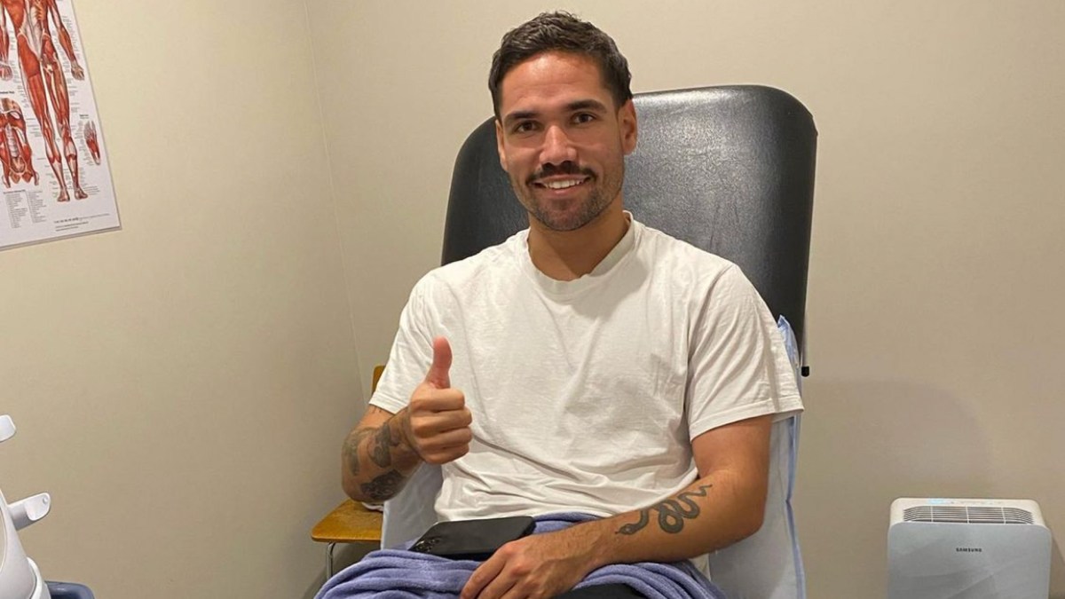 Russell undergoes successful surgery - Western Sydney Wanderers