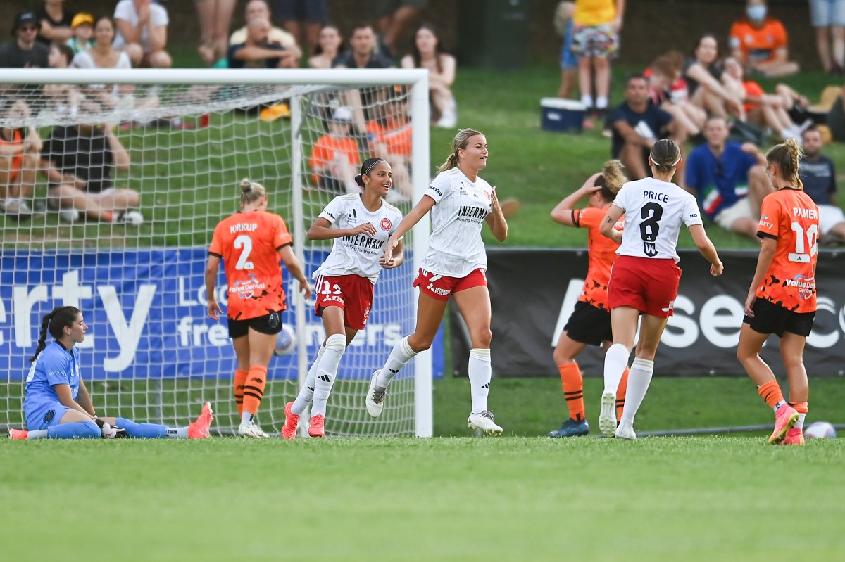 Harding continues golden boot pursuit in hard-earned draw against the ...