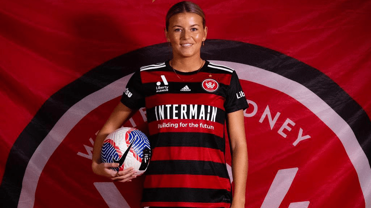 Harding eager for next two seasons in Red & Black - Western Sydney Wanderers