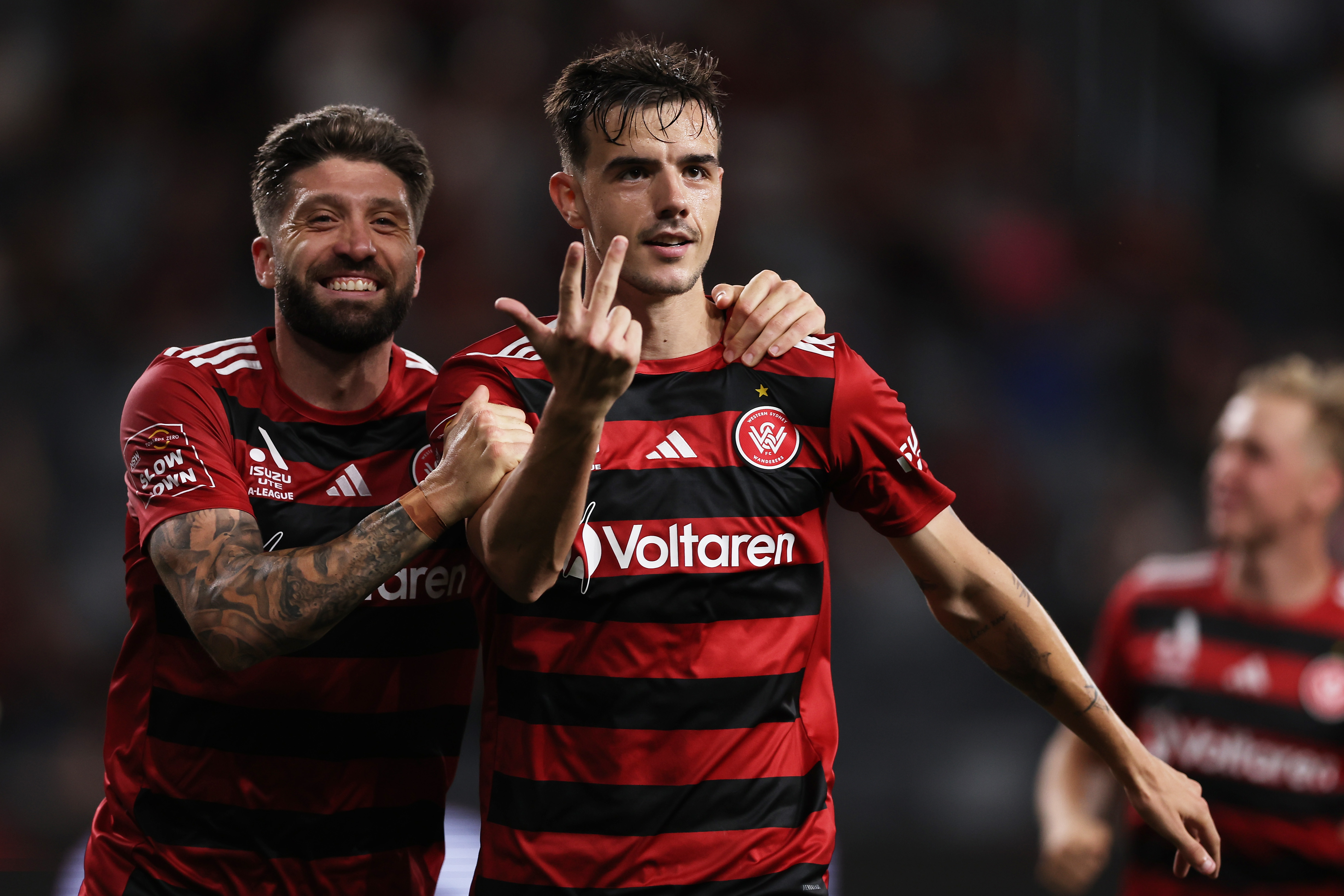 Wanderers and Milanovic agree to record deal with Aberdeen - Western ...